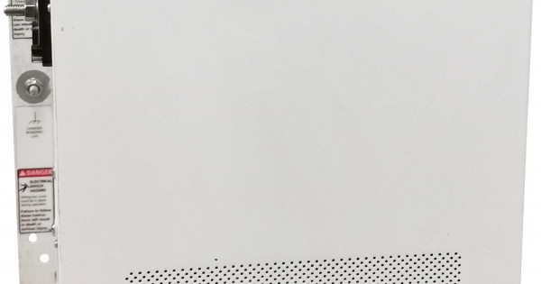 SW4048 - Onduleur 4000 Watts 120/240VAC Avec Chargeur par Xantrex